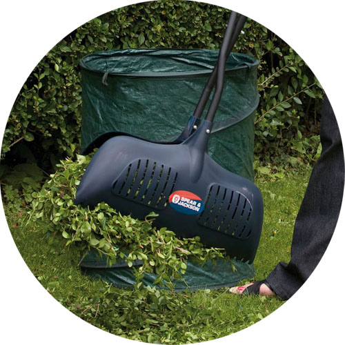 Plastic Leaf Grabber | Spear & Jackson